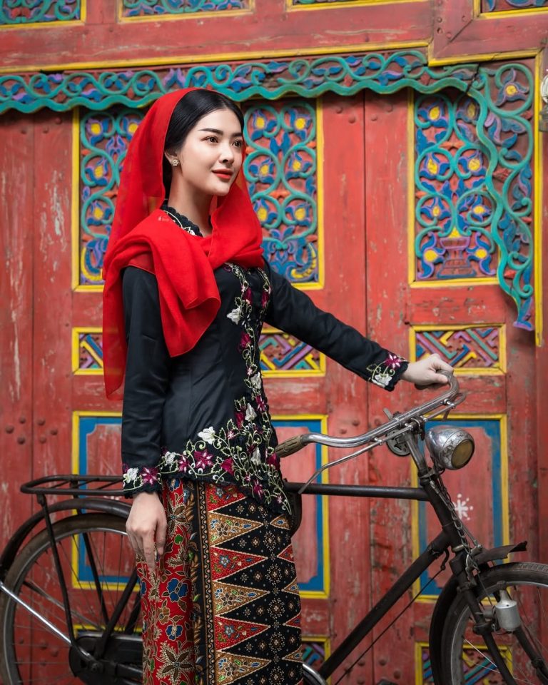 Biodata Lengkap Dara Sarasvati: Agama, Umur, Pendidikan, Tinggi, Pacar ...