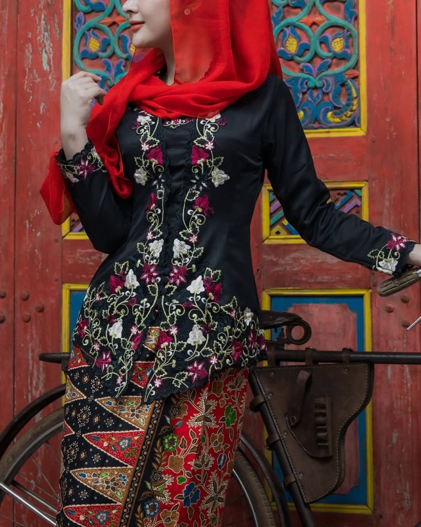 Biodata Lengkap Dara Sarasvati: Agama, Umur, Pendidikan, Tinggi, Pacar ...