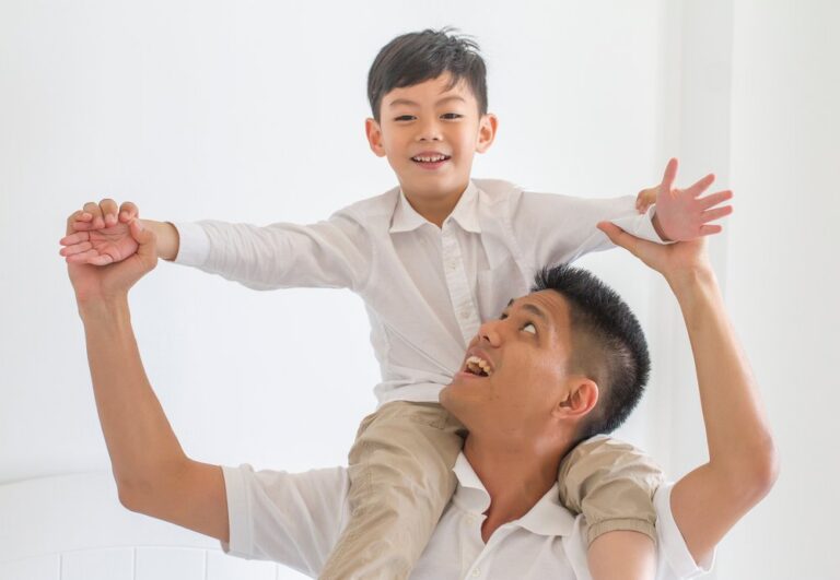 50 Ucapan Hari Ayah Nasional 2025 Menyentuh Hati, Lucu, dan Penuh Makna ...